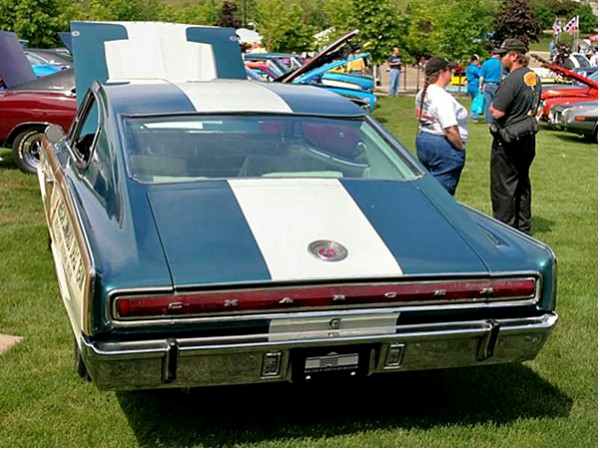 Al Eckstrand's Lawman 1966 Dodge Charger - UKDRN